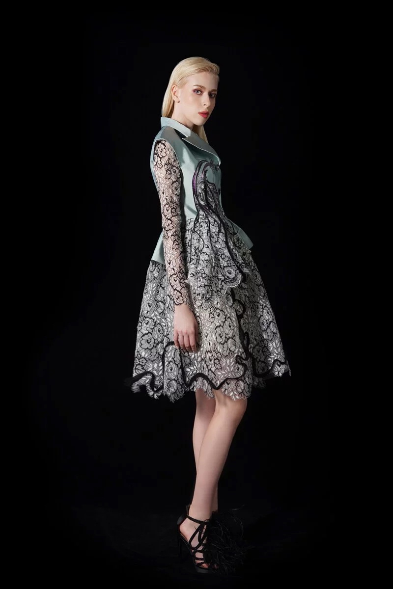 孔雀刺繡真絲背心外套 / 黑白蕾絲洋裝 套裝_京繡 Jing Xiu Collection_Khieng COUTURE_Shop Now ...